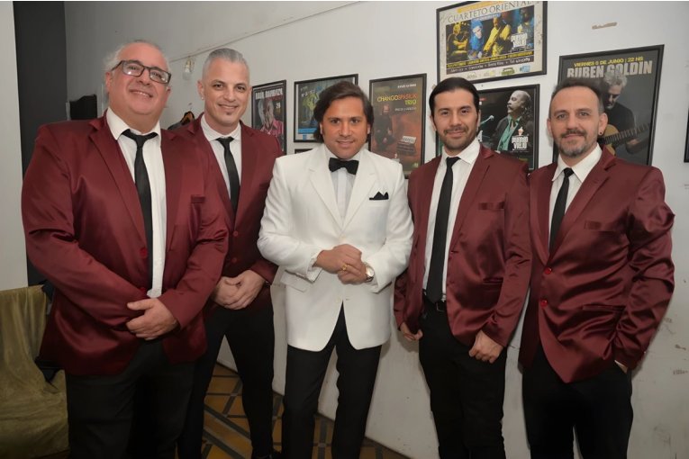 Dos noches fueron pocas para la vuelta de “Sandro, historia viva ...