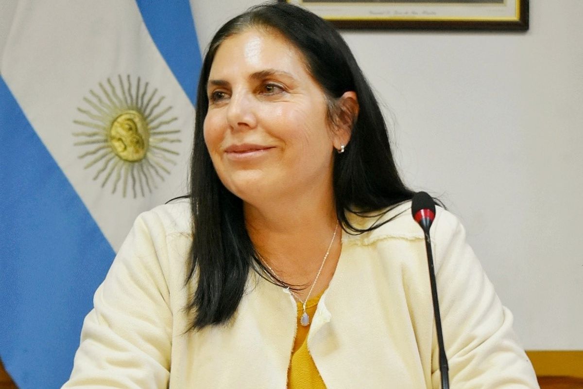 Lena aseguró que hay “inhabilidad moral” de los diputados que visitaron ...